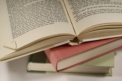 9 Carti scurte si bune - 1cartepesaptamana.ro