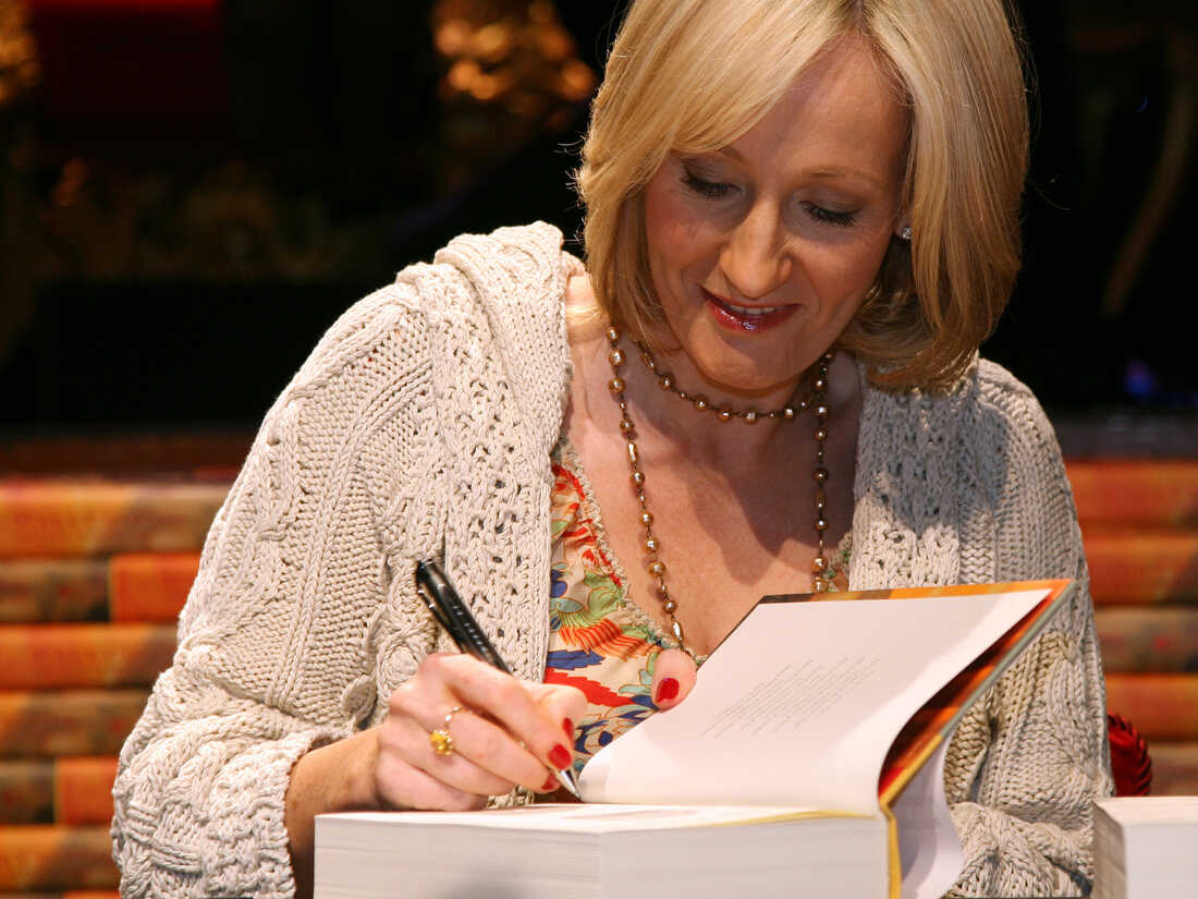 Cele mai bune cărți scrise de femei: o selecție a celor mai bune cărți ...